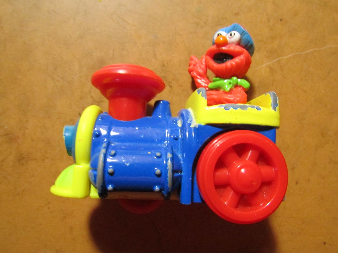 Sesame Street Workshop Elmo Train Engine 1/64 Die Cast Free USA ...
