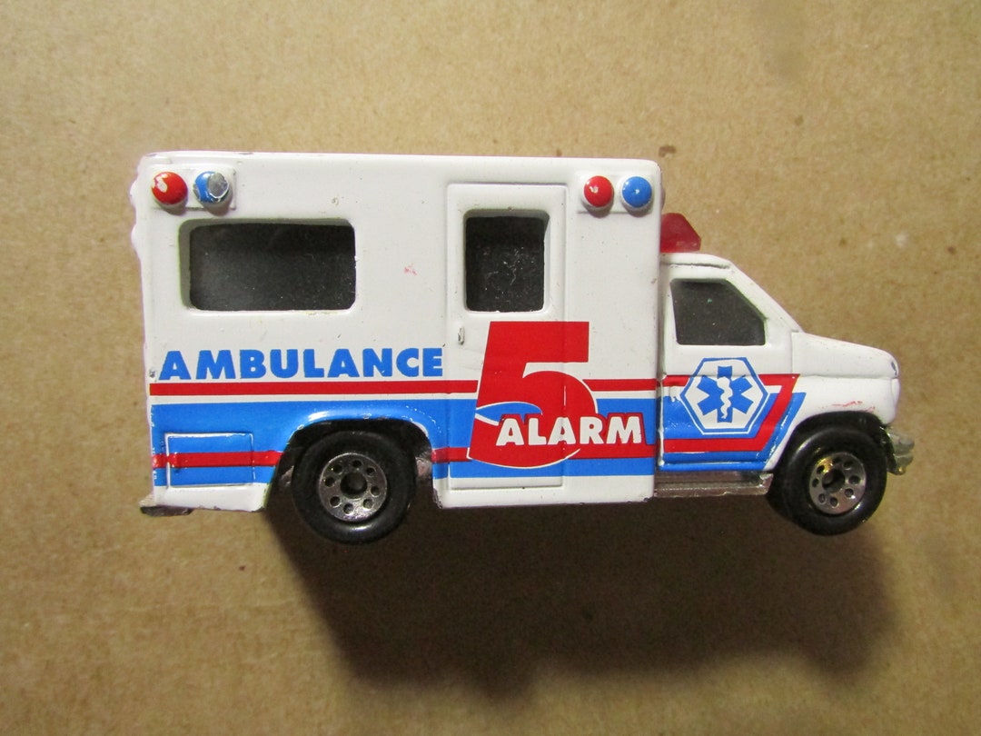 Matchbox Ambulance 5 Alarm White 1/64 Die Cast Free USA Shipping - Etsy