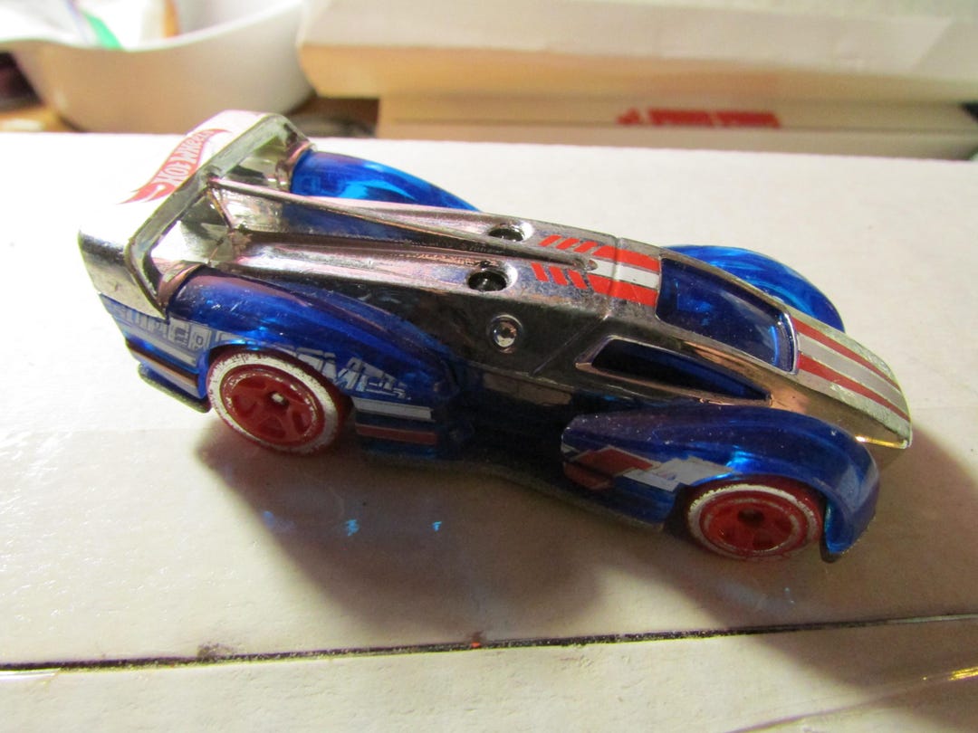 Hot Wheels Electrack Blue Silver Car 1/64 Scale Die-cast USA Free USA ...
