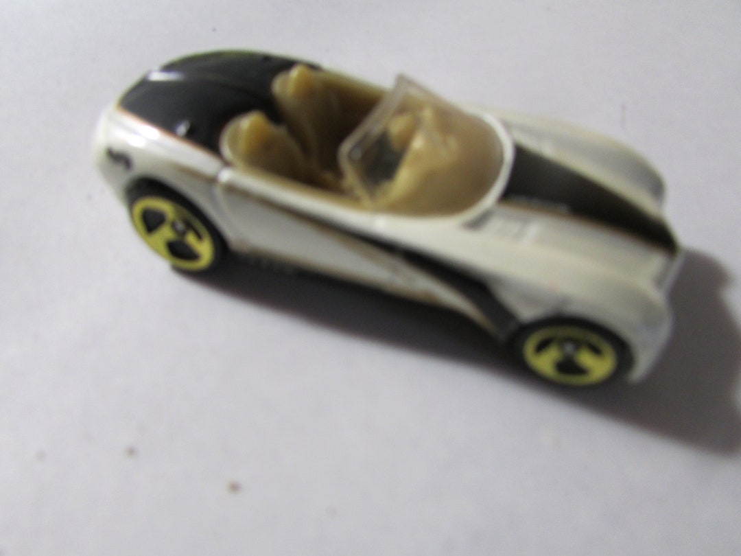 Hot Wheels Dodge Concept Car White 1/64 Die Cast Free USA Shipping - Etsy