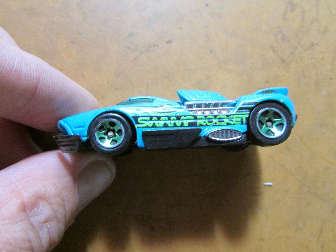 Hot Wheels Maelstrom Blue Car Truck PRE-OWNED 1/64 Die Cast Free USA ...