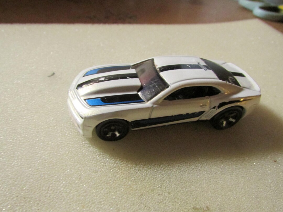 Hot Wheels COPO Camaro White Car Truck 1/64 Scale Die Cast Free USA ...