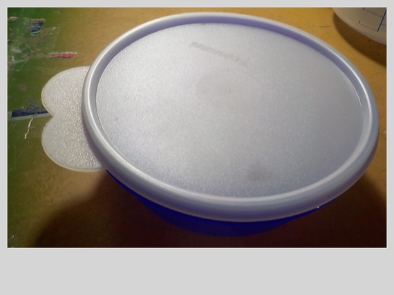 Vintage Tupperware 1842-4 Purple Bowl & Lid Pre Owned Free USA | Etsy