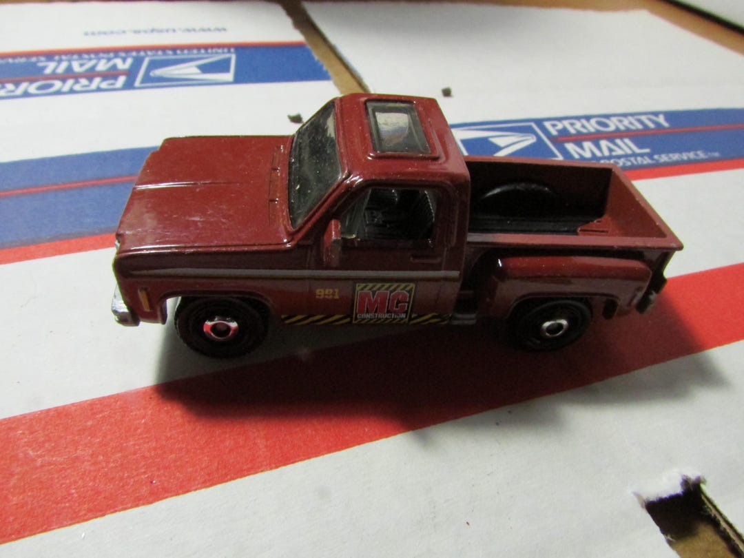 Matchbox 1976 Chevy Stepside Pickup Truck Brown Pre Owned 1/64 Scale ...