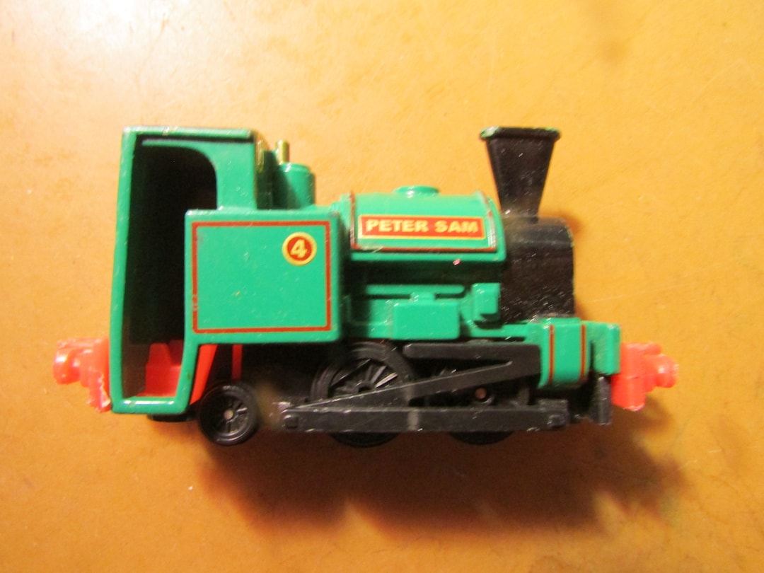 Thomas the Tank Engine & Friends Ertl Peter Sam Engine 1/64 Die Cast ...