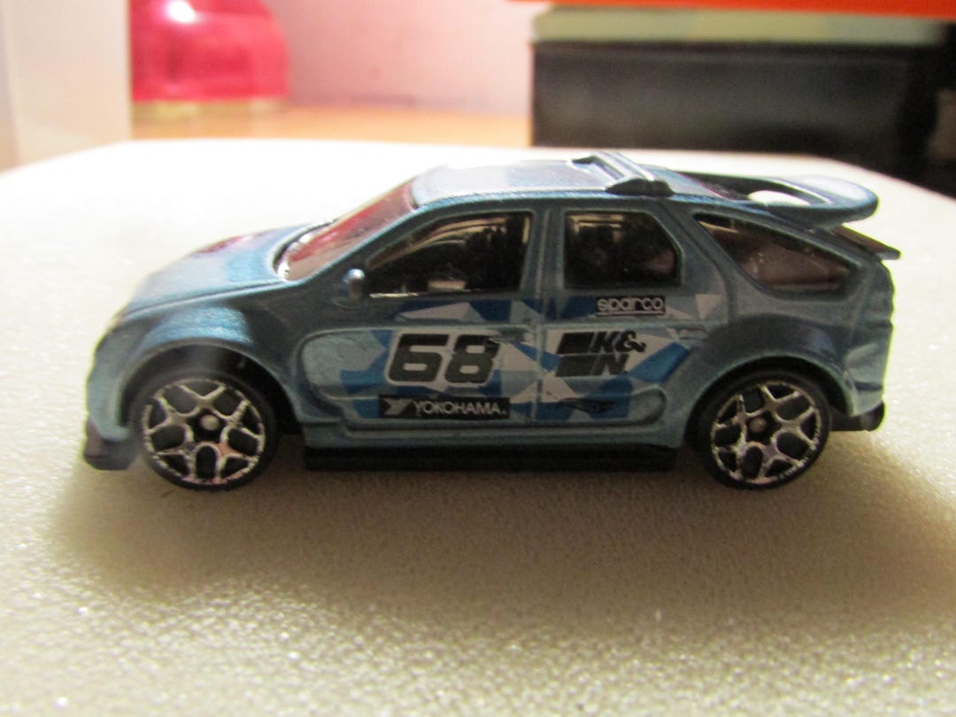 Hot Wheels Pontiac Aztek Customs Blue Car Truck 1/64 Die Cast Free USA ...