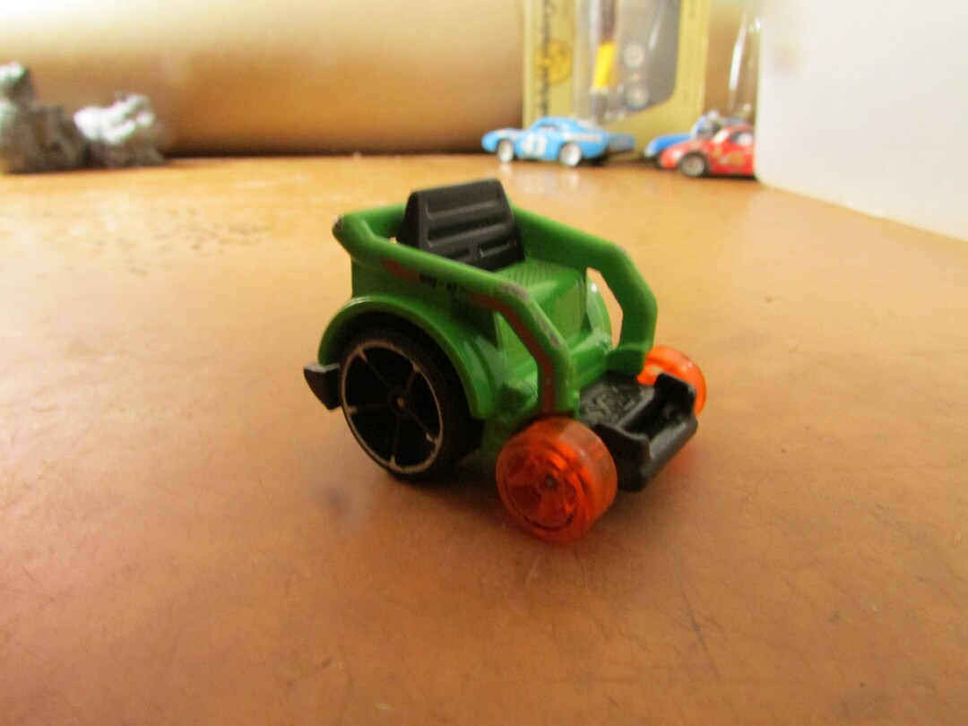 Hot Wheels Wheelie Chair Green 1/64 Die-cast Toy Free USA Shipping - Etsy