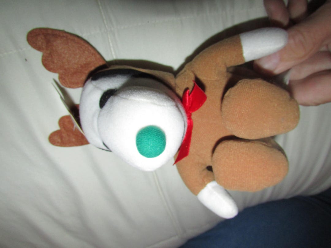 Mini Plush Whitmans Jingle Bell Snoopy Shake Me Peanuts Snoopy in ...