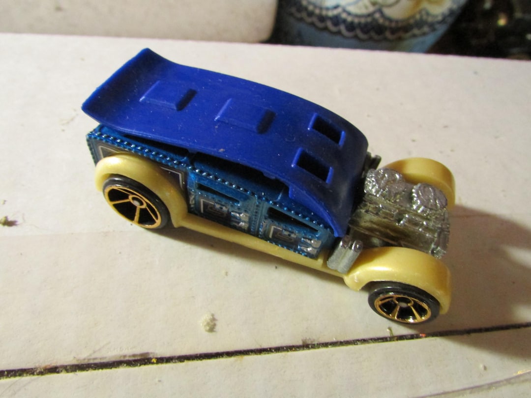 Hot Wheels Fast Cash Blue Car 1/64 Die Cast Free USA Shipping - Etsy