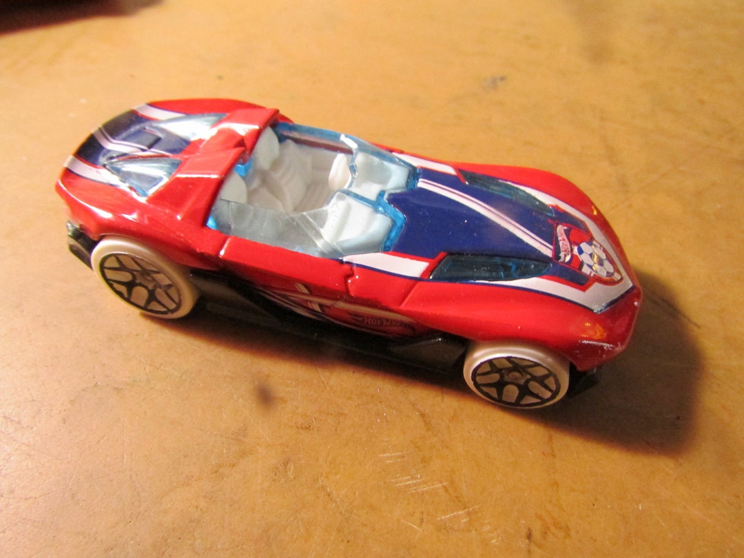 Hot Wheels RO932 Red 1/64 Die Cast Free USA Shipping - Etsy