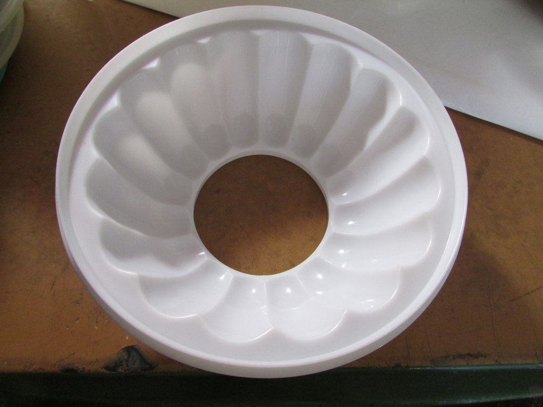 TUPPERWARE White Jel N Serve 616-1 Replacement Pre Own Free USA ...