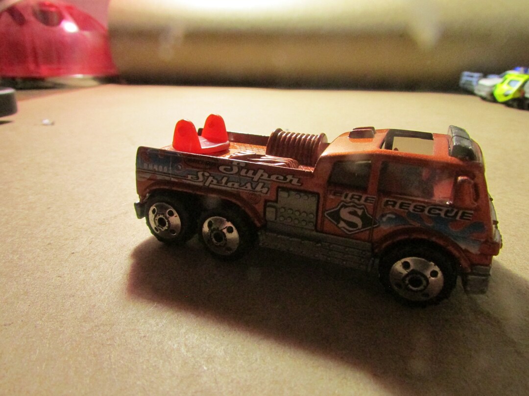 Matchbox Ladder Truck Red 1/64 Scale Die-cast USA Free USA Shipping - Etsy