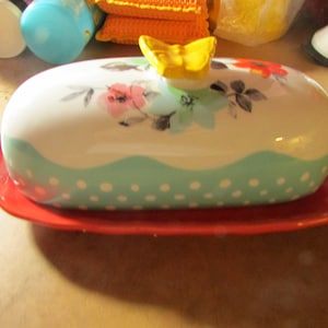 The Pioneer Woman Floral Butterfly Butter Dish Red Ceramic Kitchen Ware ...