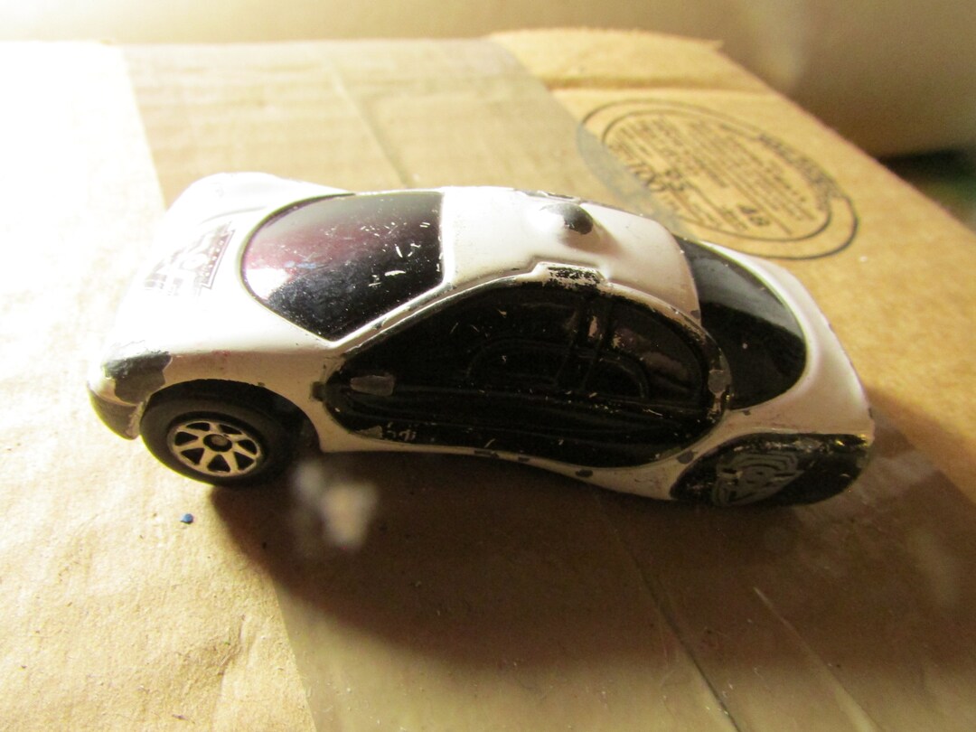 Hot Wheels 93 Warner Police Car White 1/64 Die Cast Free USA Shipping ...