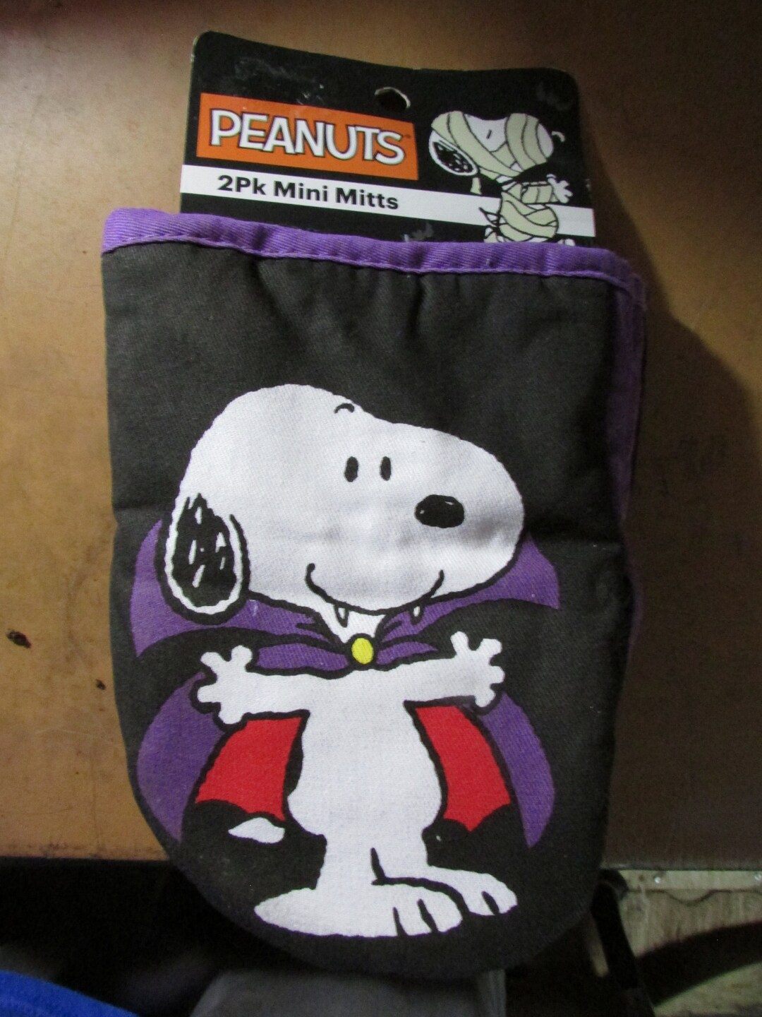 Peanuts Snoopy Halloween 2 PK Mini Mints Cooking Never Used Free USA ...