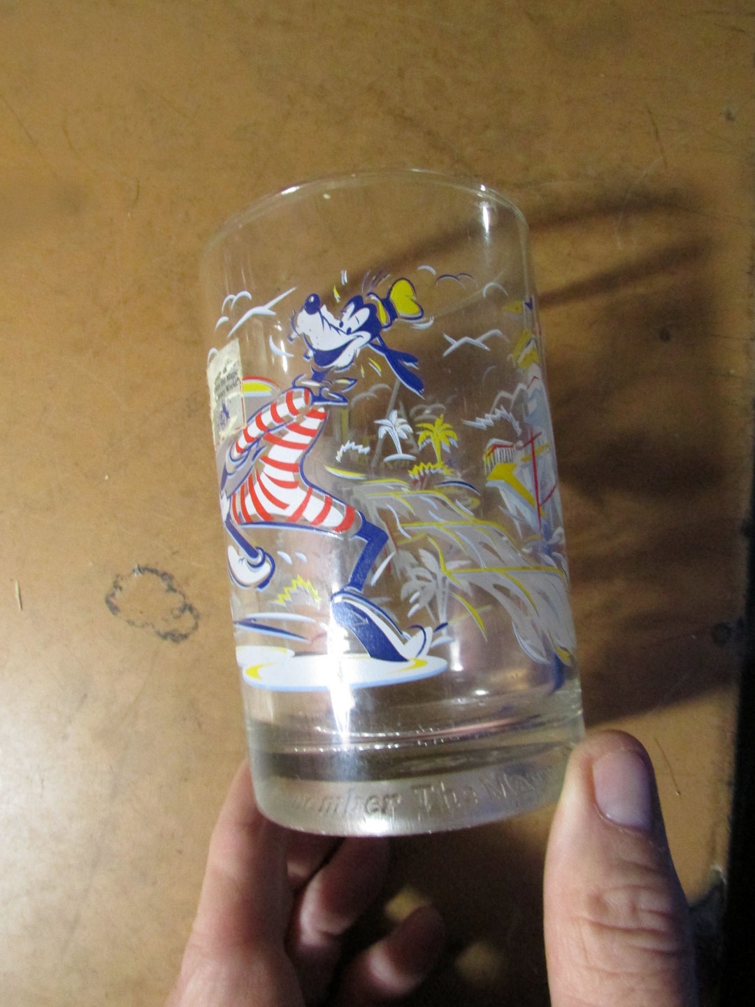 Vintage Walt Disney World Remember the Magic Goofy Glass Free USA ...