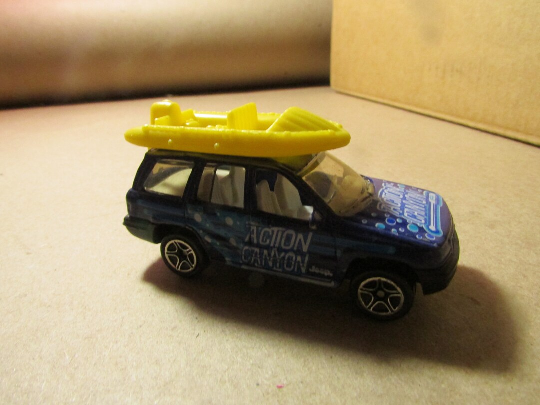Matchbox Jeep Grand Cherokee Blue White 1/64 Scale Die-cast USA Free ...