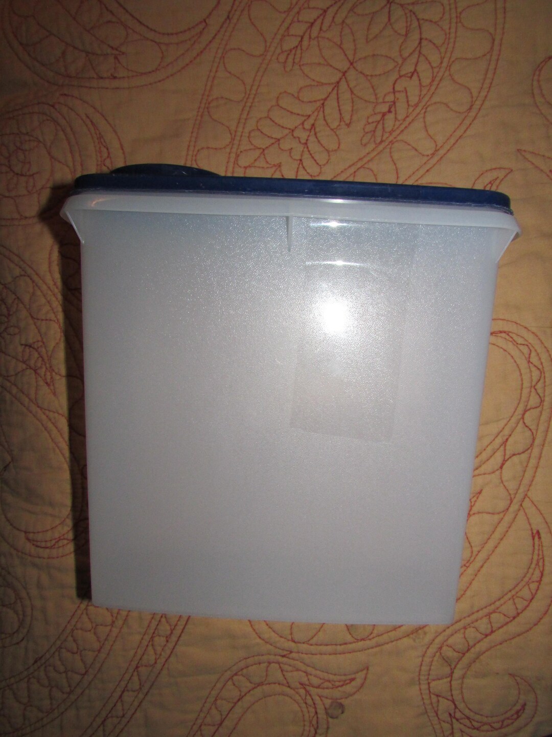 Tupperware Cereal Keeper Blue Lid 469 Pre Owned Free USA Shipping - Etsy