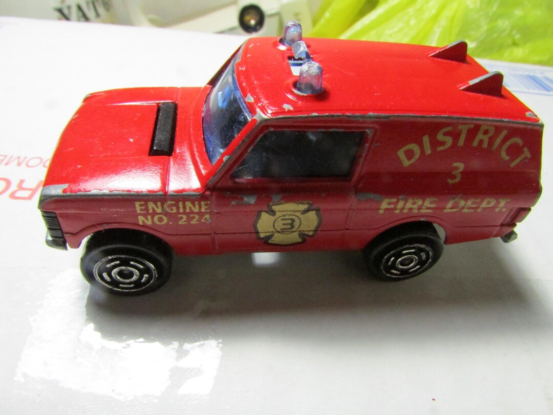 Majorette Range Rover Fire Truck Red Car Truck PRE-OWNED 1/64 Scale Die ...