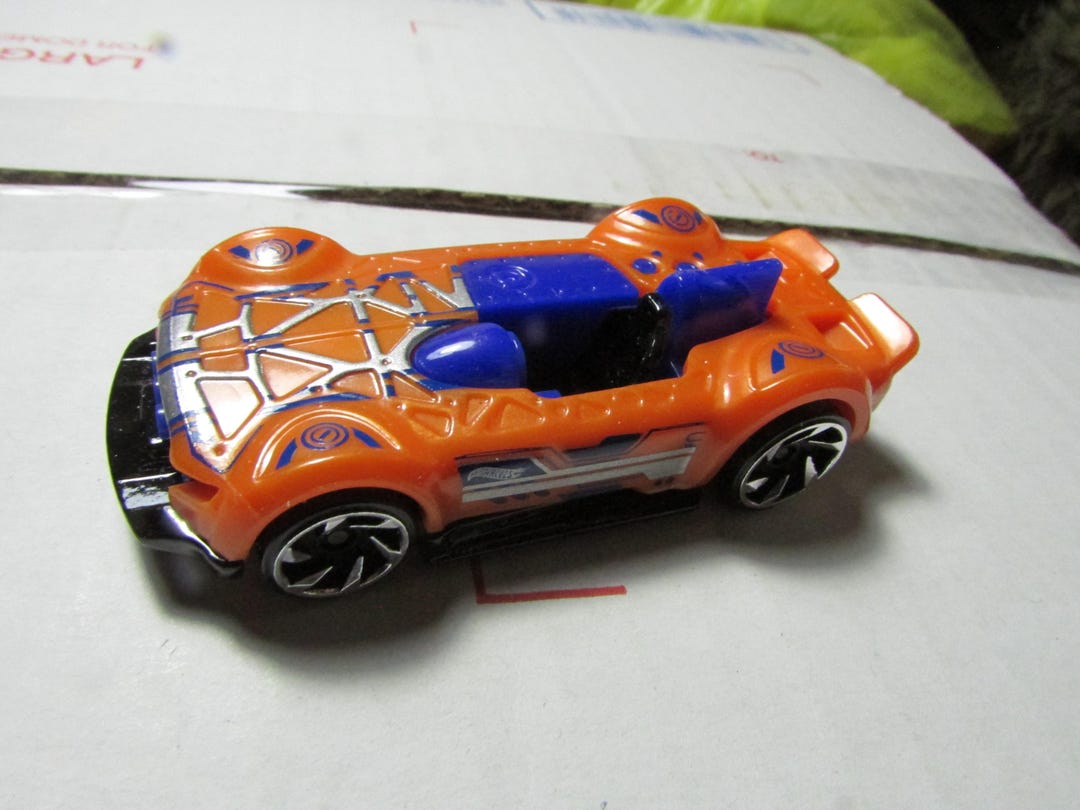 HOT WHEELS Monteracer Orange Car Truck Pre-owned 1/64 Scale Die Cast ...