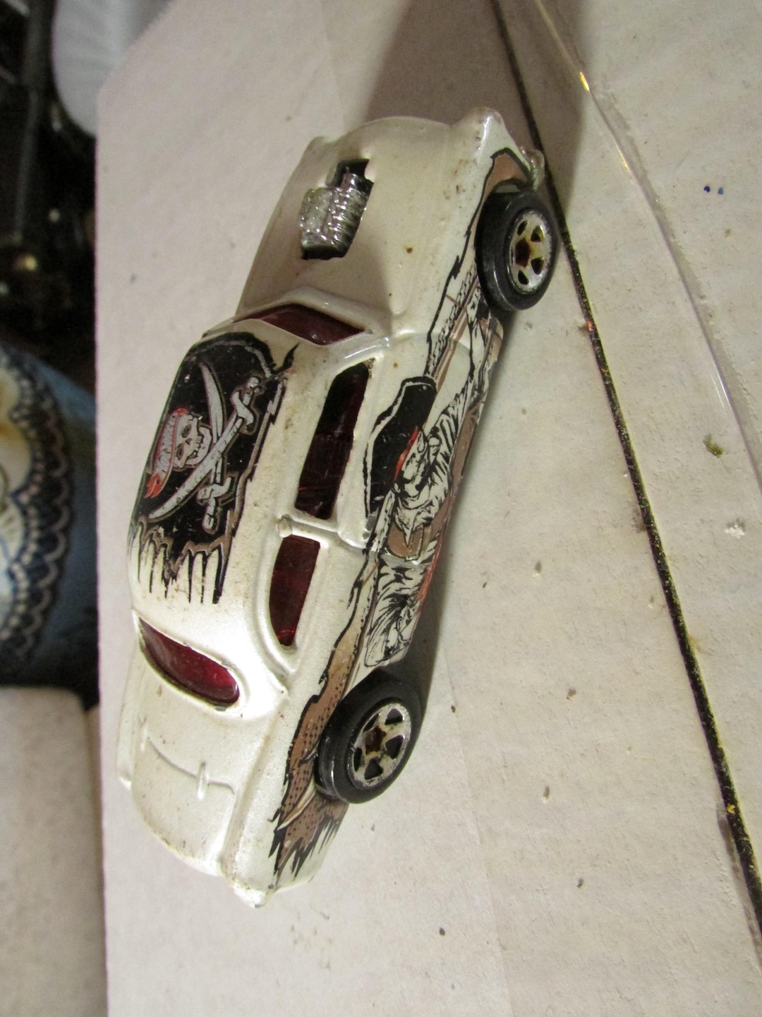 Hot Wheels Shoe Box White Car 1/64 Scale Die-cast Free USA Shipping - Etsy