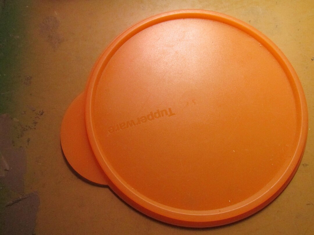 Tupperware Replacement Lid 5455A Seal 7 1/4” Round Tab Orange Pre Owned ...