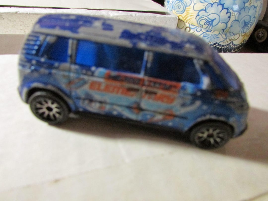 Matchbox Volkswagen Microbus Blue Truck Car 1/64 Die Cast Free USA ...