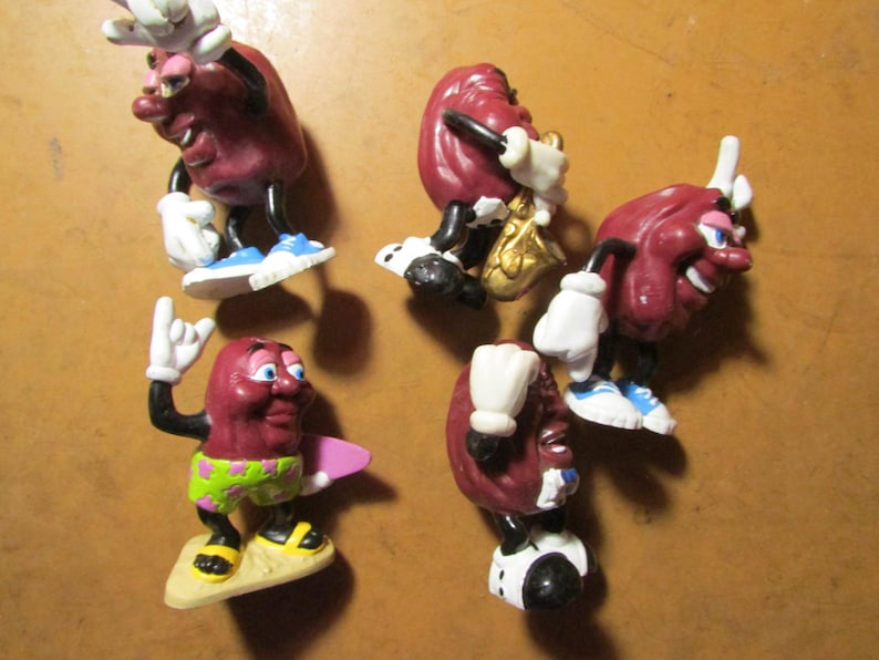 Vintage 5 California Raisins PVC Figurines Surfer Musicians Purple Free ...