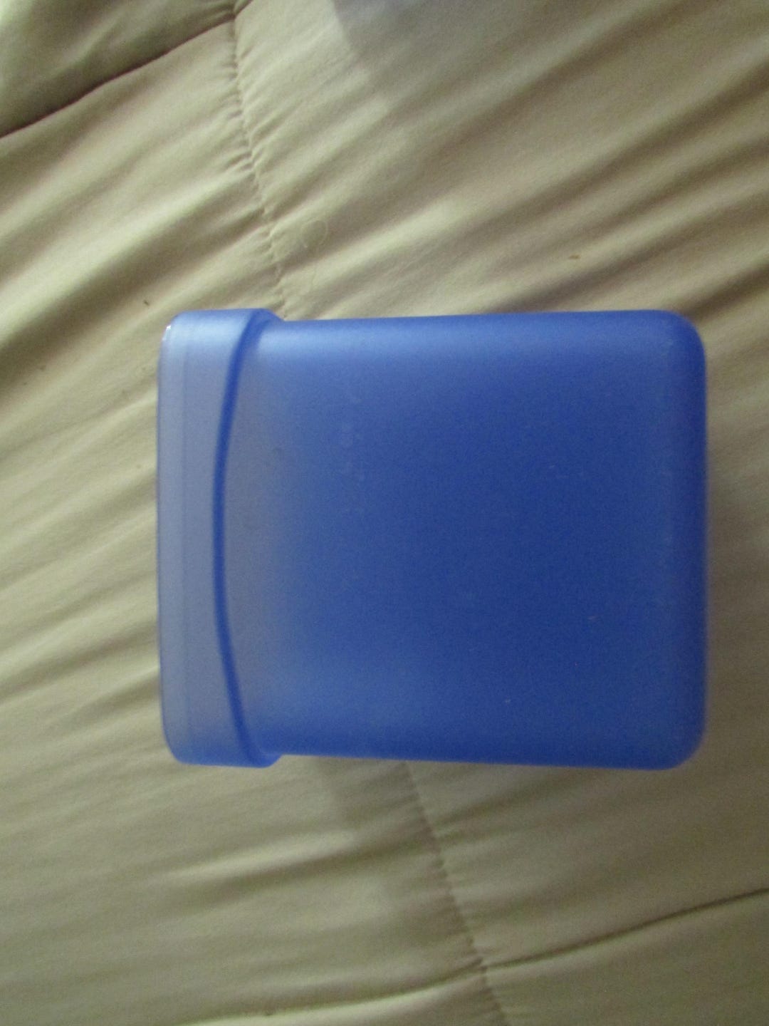 Tupperware Blue Swing Box Storage Container 2794A-5 450 ML 4 3/4" Tall ...
