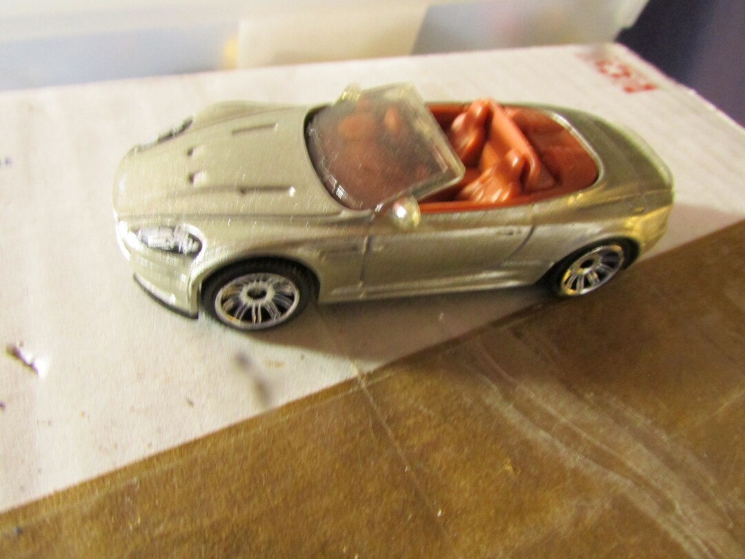 Matchbox Aston Martin DBS Volante Silver Car 1/64 Die Cast Free USA ...