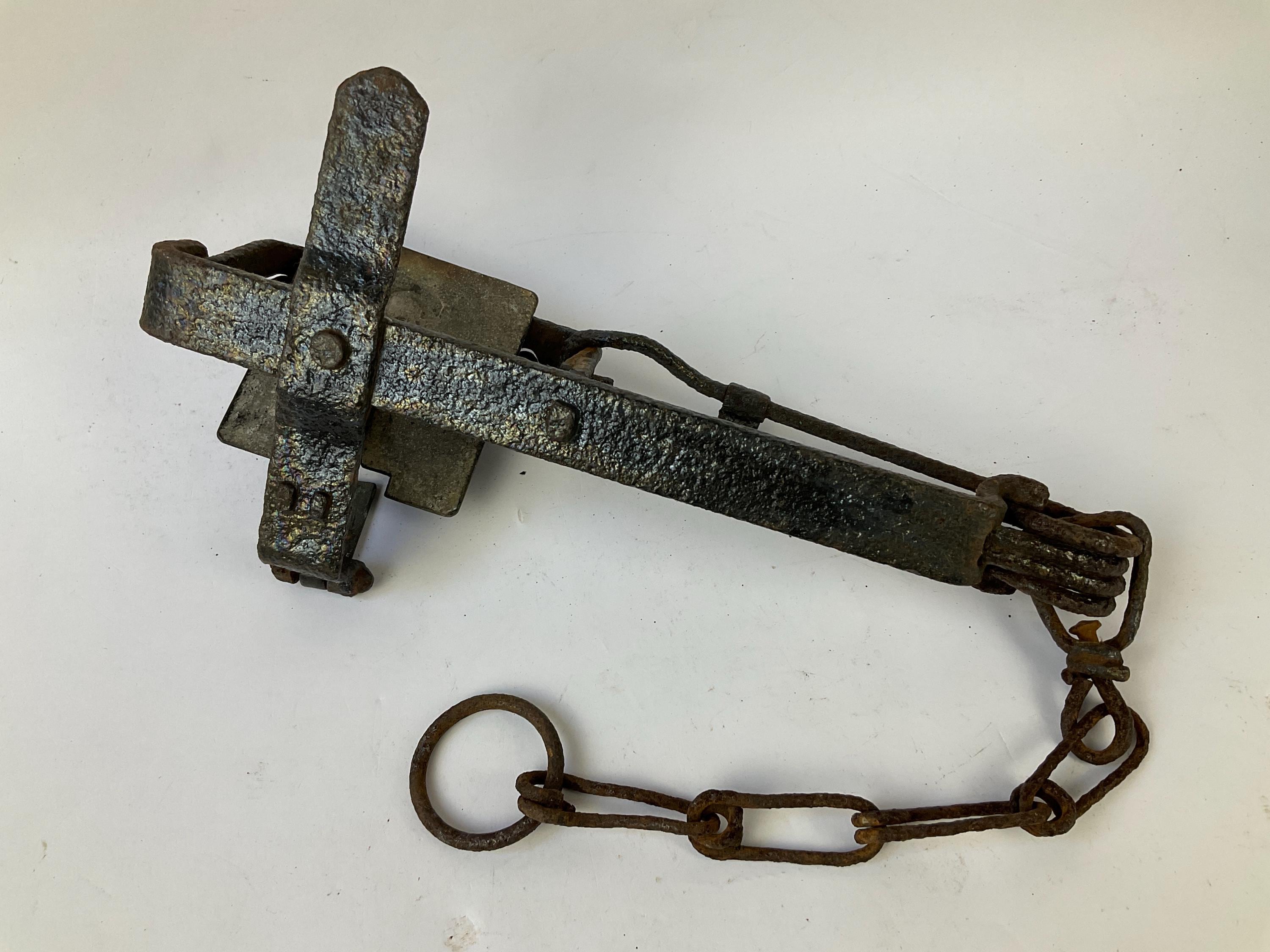 Rare Edwardian Gin or Leg Hold Animal Trap C1920s. Antique Gin Trap ...