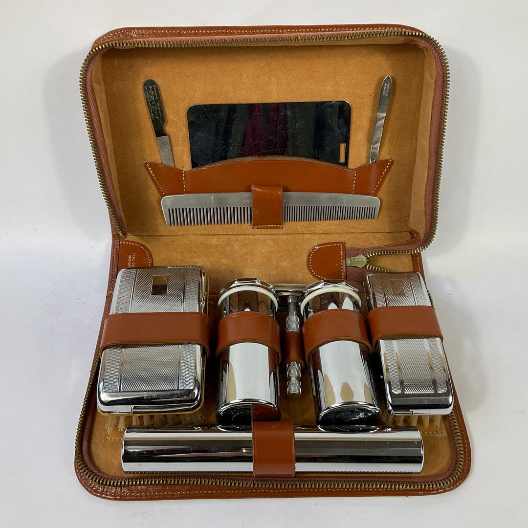 Gentleman's Leather Travel Shaving Case C1940s. Gillette DE Razor. Men ...