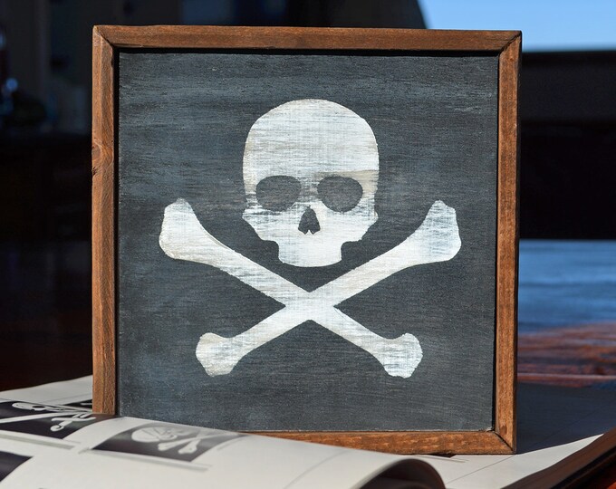 Jolly Roger Rustic Wood Sign - Etsy