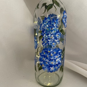 Hydrangeas Hand Painted Wine Bottle With Lights/tablescape Decor/home ...