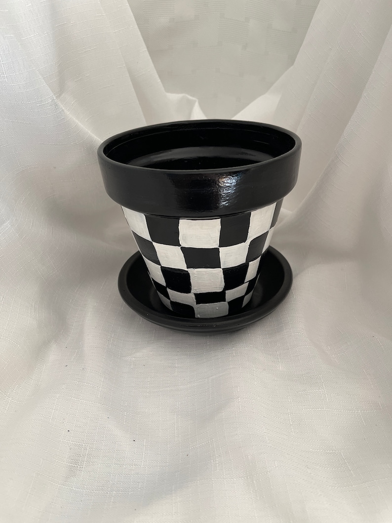 Black and White Checkered Hand Painted Flower Pot/plant - Etsy