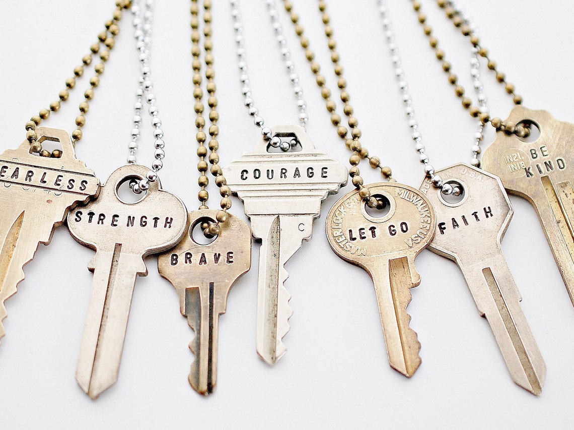 Custom Text Key Necklace Personalized Vintage Key Jewelry - Etsy