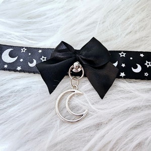 Black Holographic Moon Choker | Cresent Moon Holo Kitty Cosplay ...