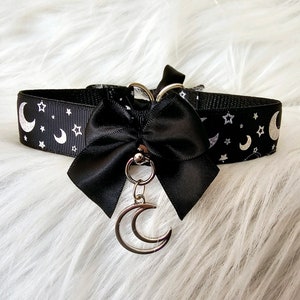 Black Holographic Moon Choker | Cresent Moon Holo Kitty Cosplay ...