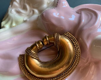 Pinchbeck Brooch - Etsy