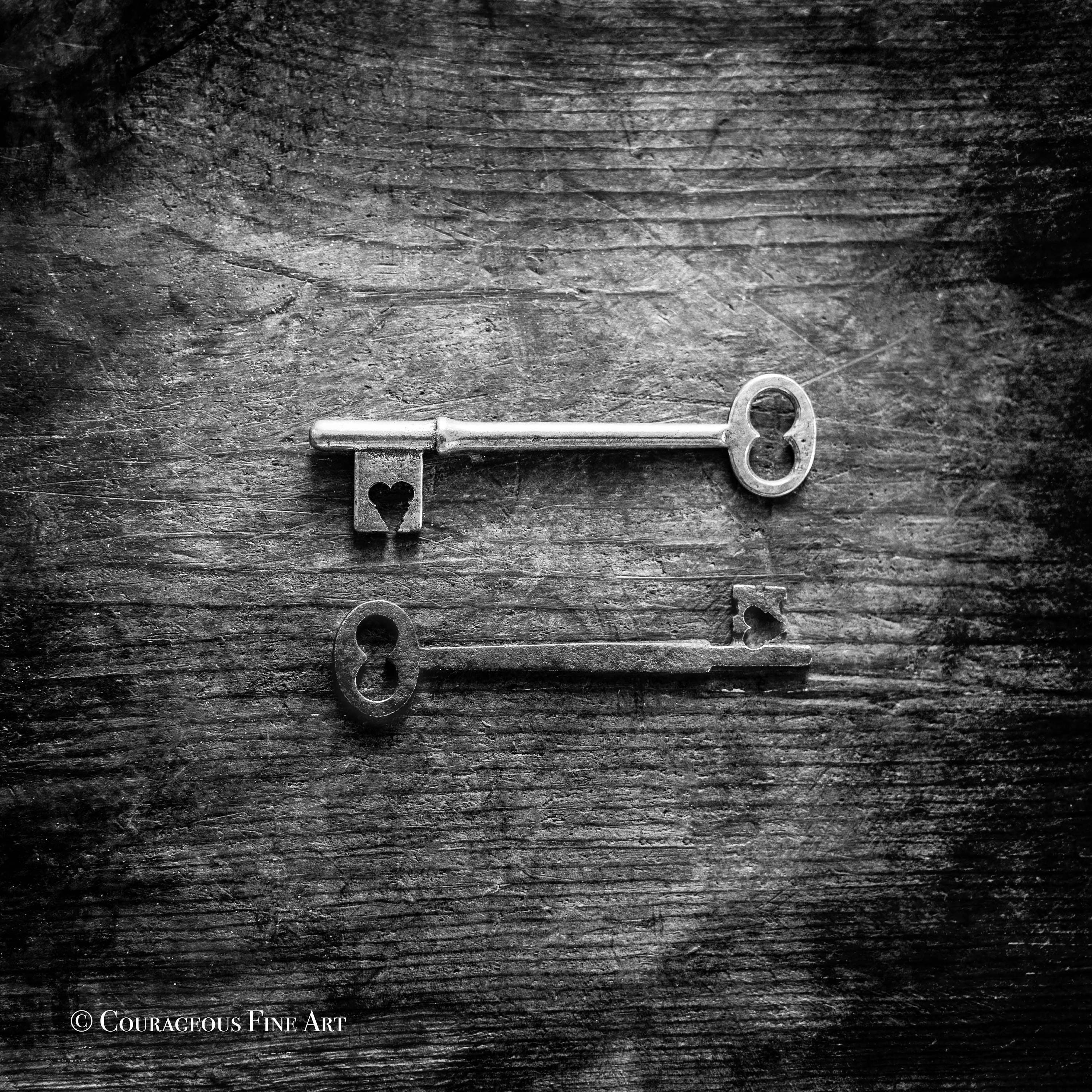 Skeleton Key Wallpaper