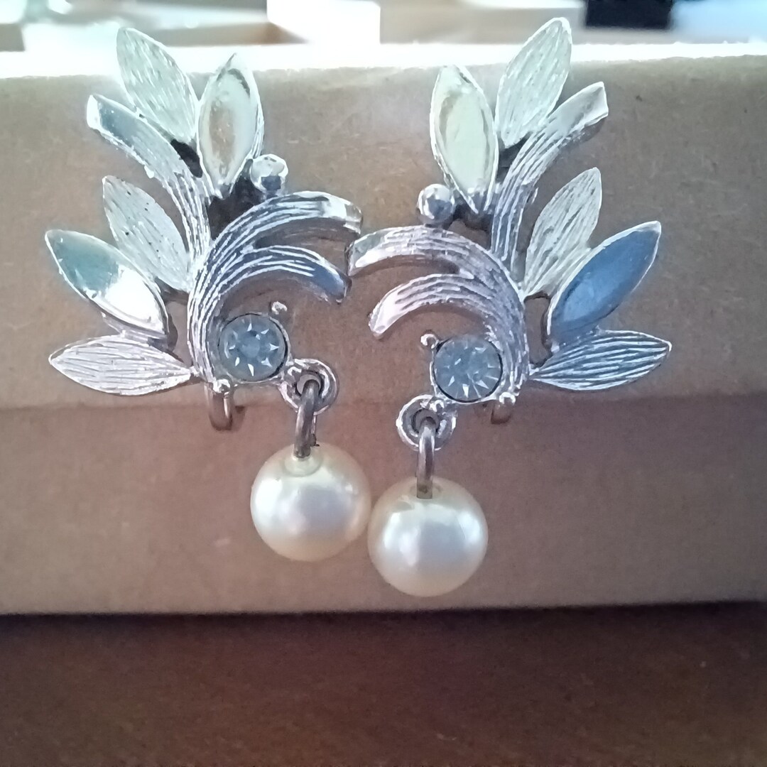 GORGEOUS Art Nouveau Avon Leaf Nature Rhinstone and Faux Pearl ...