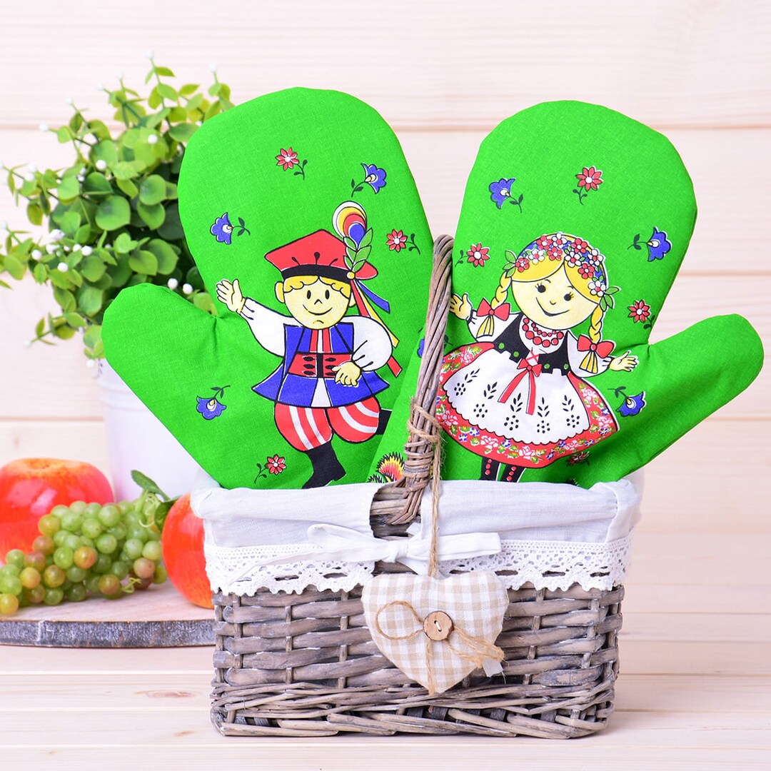 Polish Folk Art Krakow Dancers Lowicz 2 Oven Mitts - Etsy