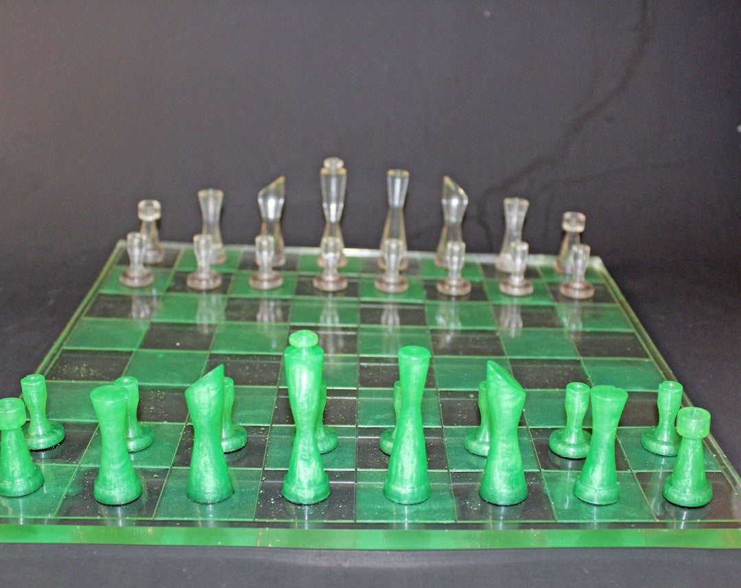 Resin Cast Chess Set & Board - Etsy