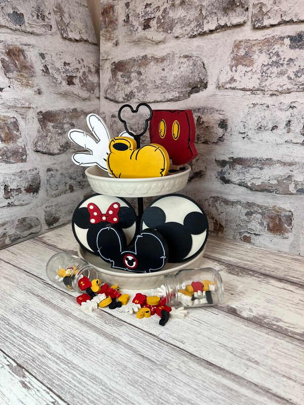 ALL ABOUT ME Mickey Themed Printable in 8x10 11x14 16x20 - Etsy Canada