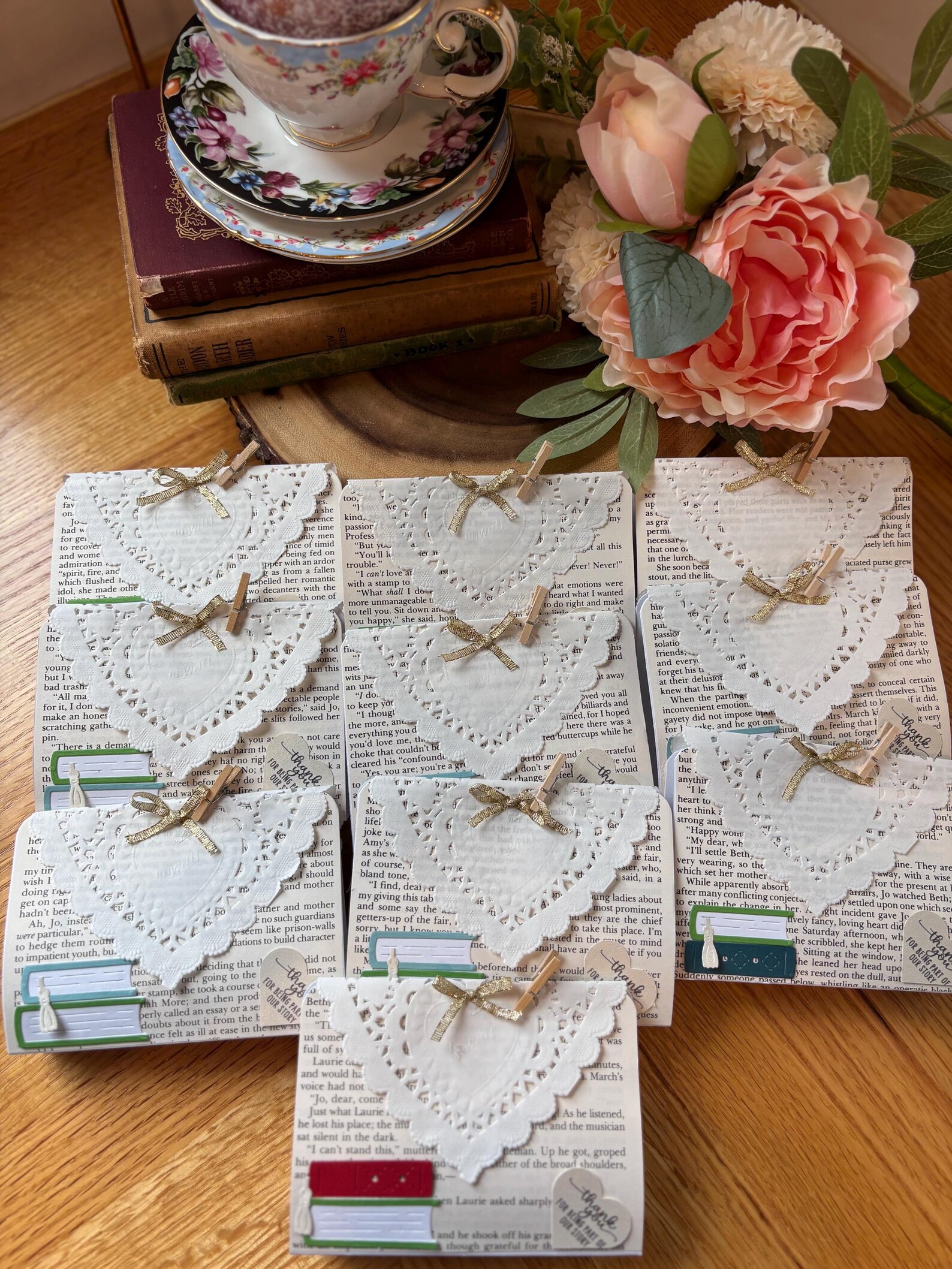 Handmade Book Page Favors From Vintage Books Set of 10/book Theme Party ...