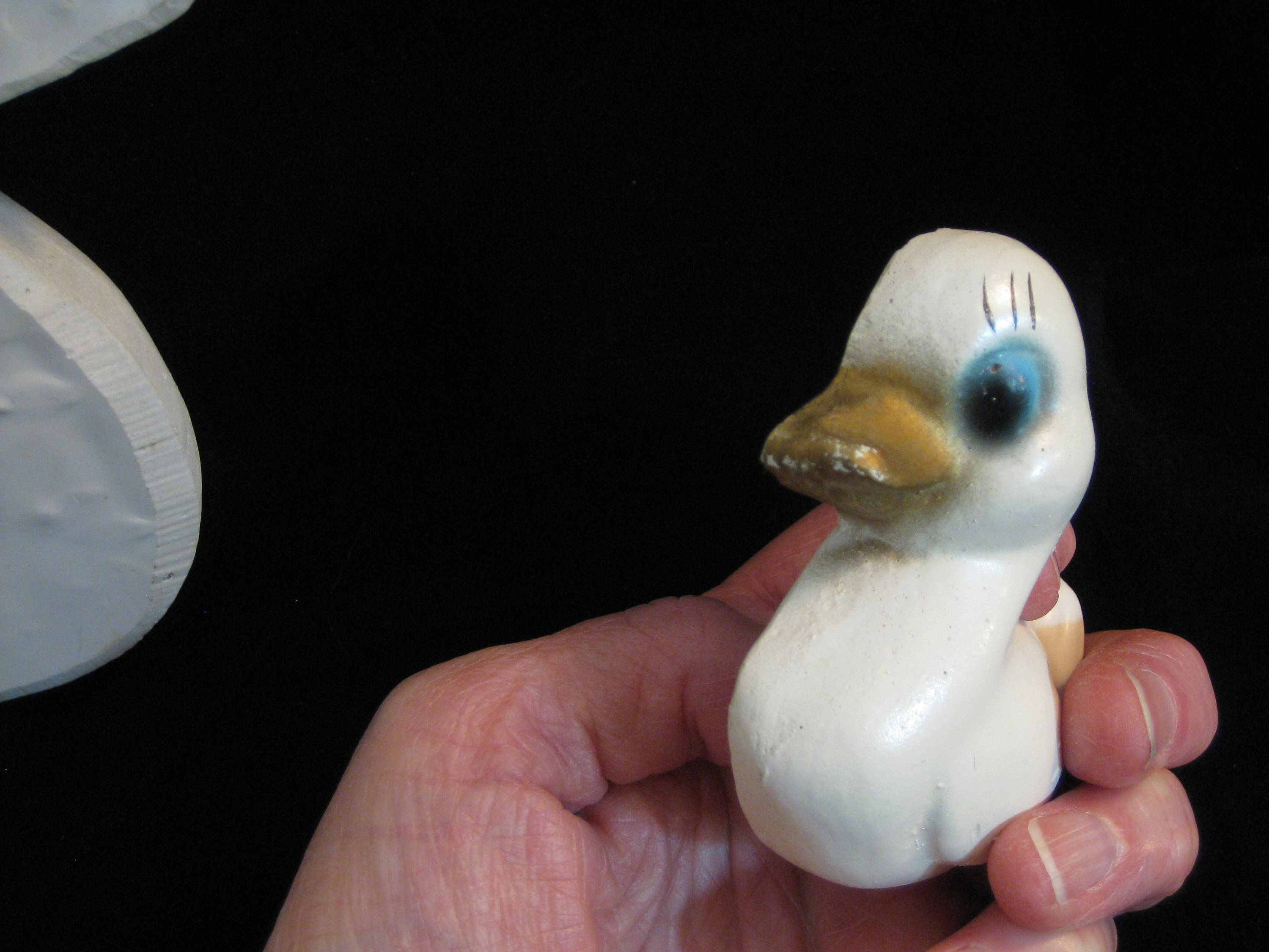 Vintage Plaster Hand Painted Mother Duck and Duckling Wall - Etsy