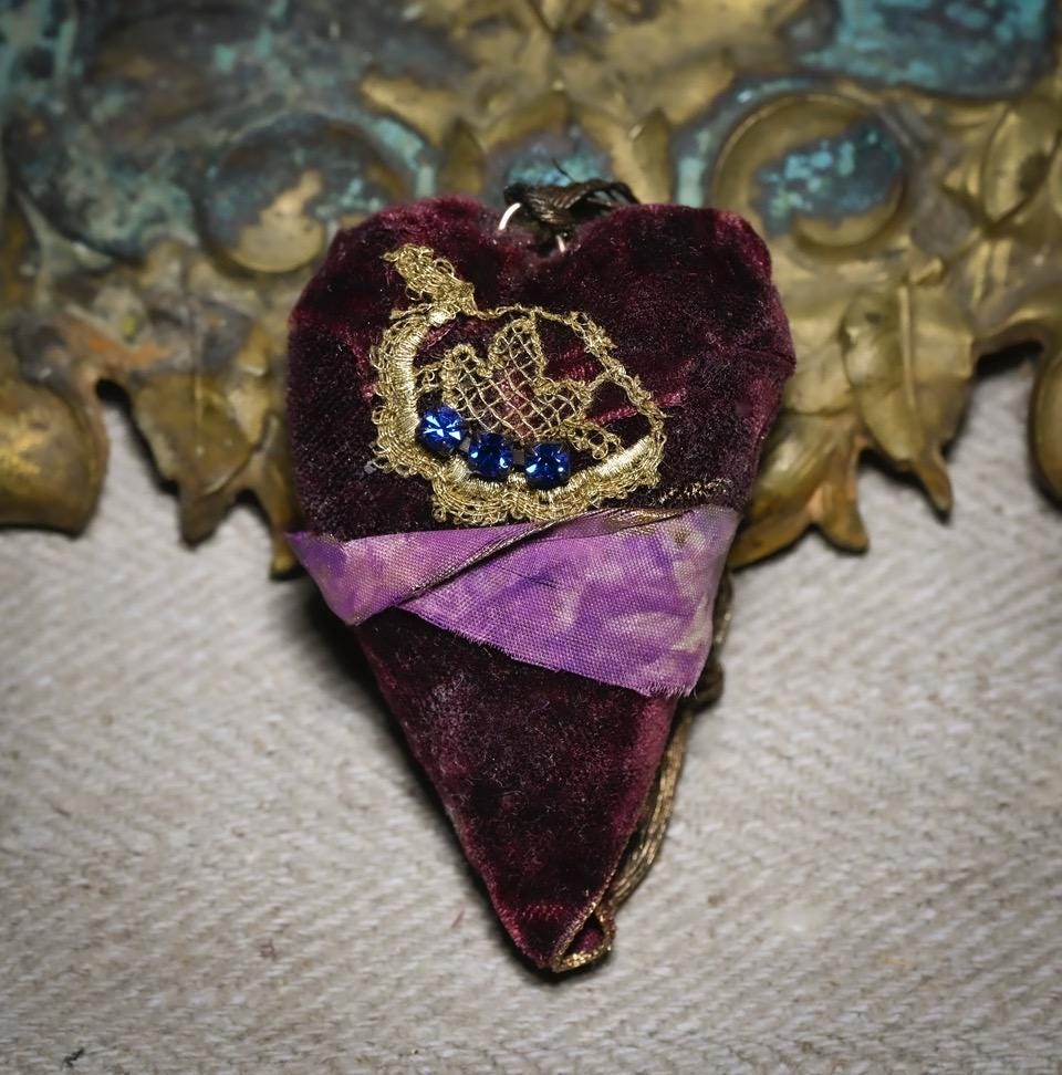 Noblesse - Hand Made Velvet Heart Ornaments With Decoration + Burgundy ...
