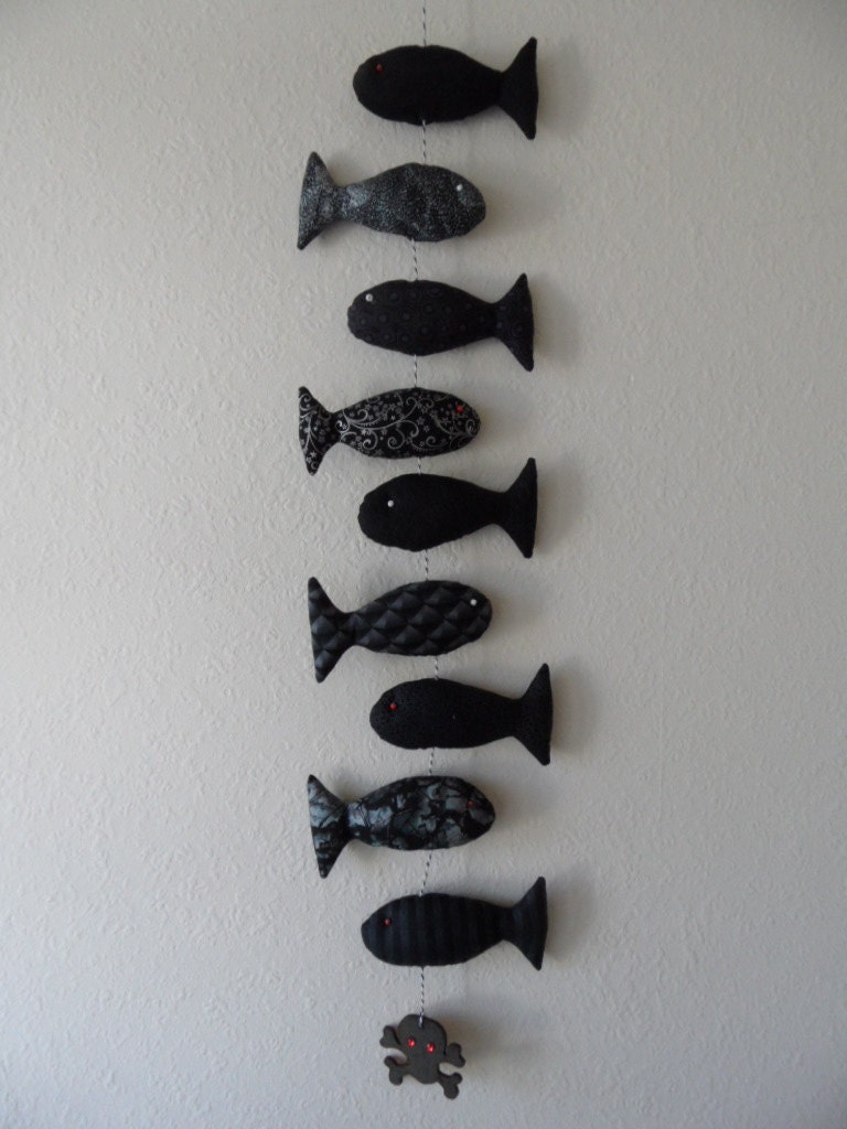 BAD ASS FISH Little Padded Fish Kit to Make Into a Garland, Novelty ...