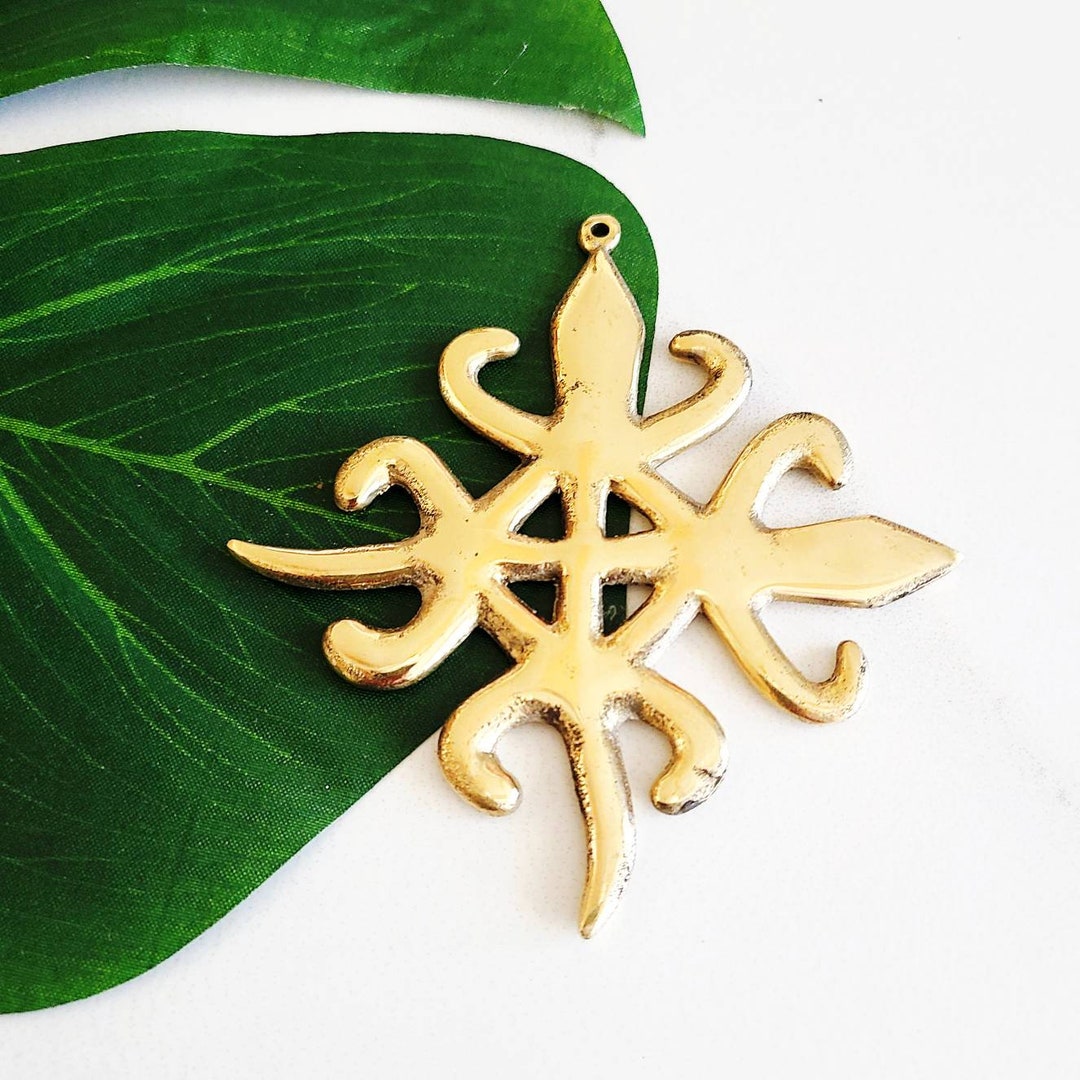 Large Adinkra Symbol Pendant, Funtunfunefu Denkyemfunefu - Etsy