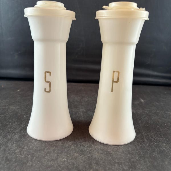 Tupperware Shaker - Etsy